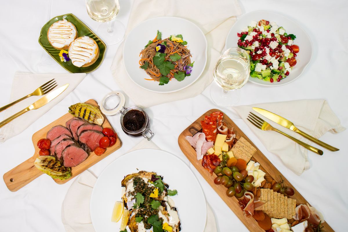 Organises your group picnics with Relish this summer in HK