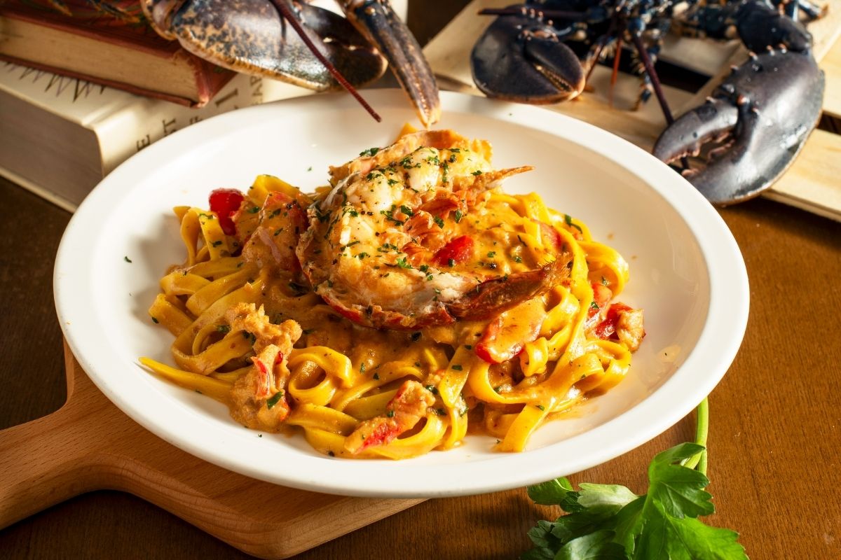 Pici unveils banana tiramisu and blue lobster pasta in Aug.